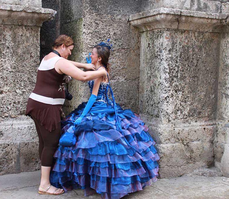 El sentido de la moda cubana de Lo que el viento se llevó - Cuban Studies